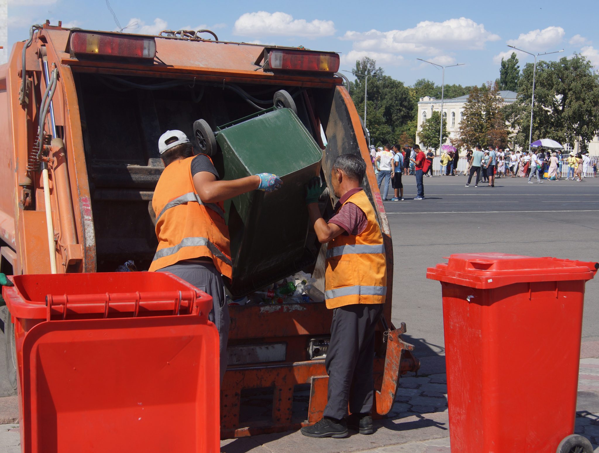 Government facilities, utilities and infrastructure maintenance management